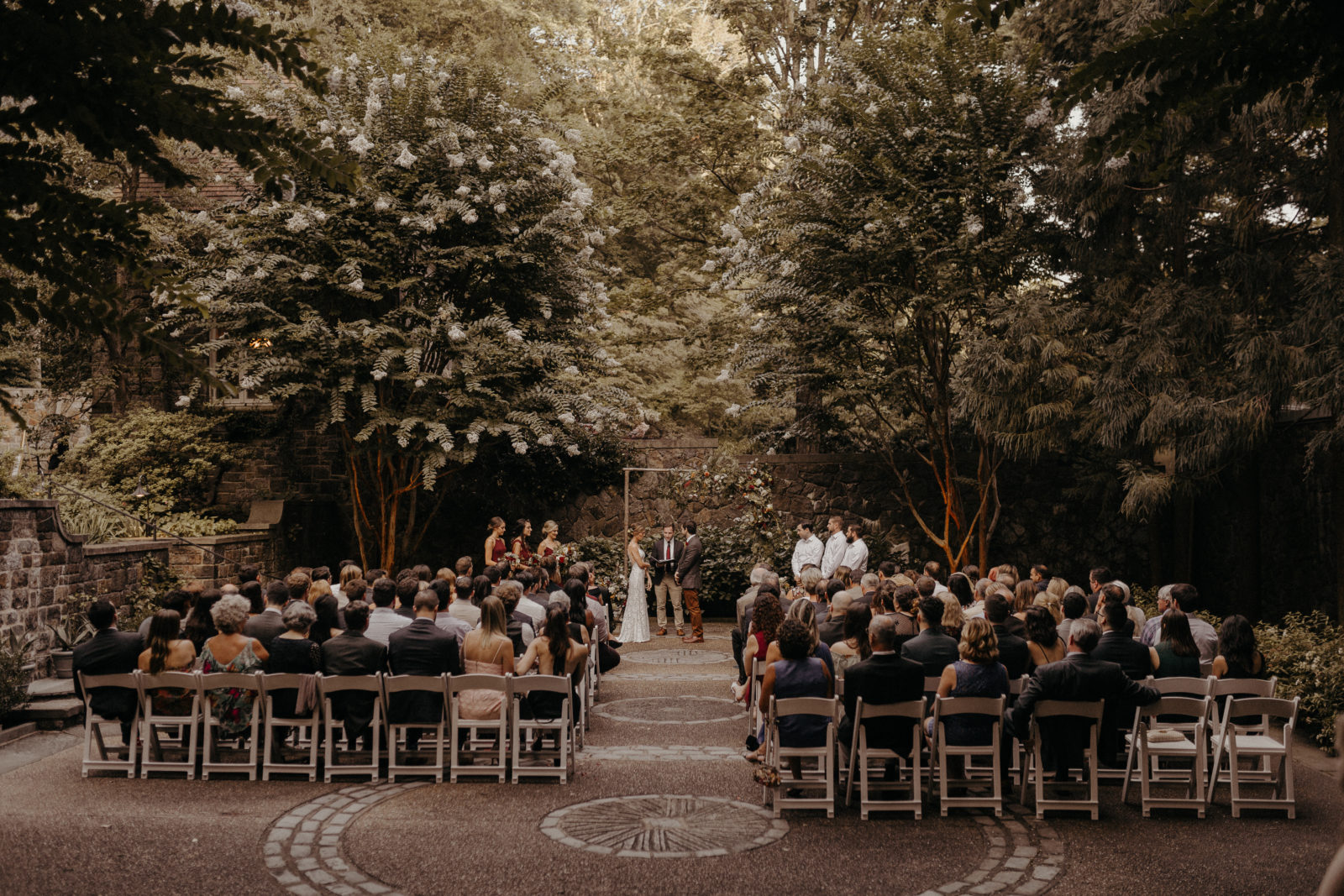 17 Best Maryland Wedding Venues for Moody & Unique Styles